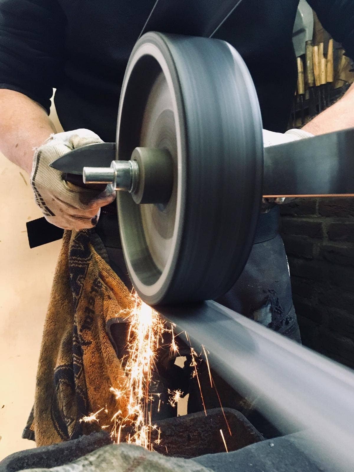 3 top tips on belt speed for a belt grinder - Batko Machines